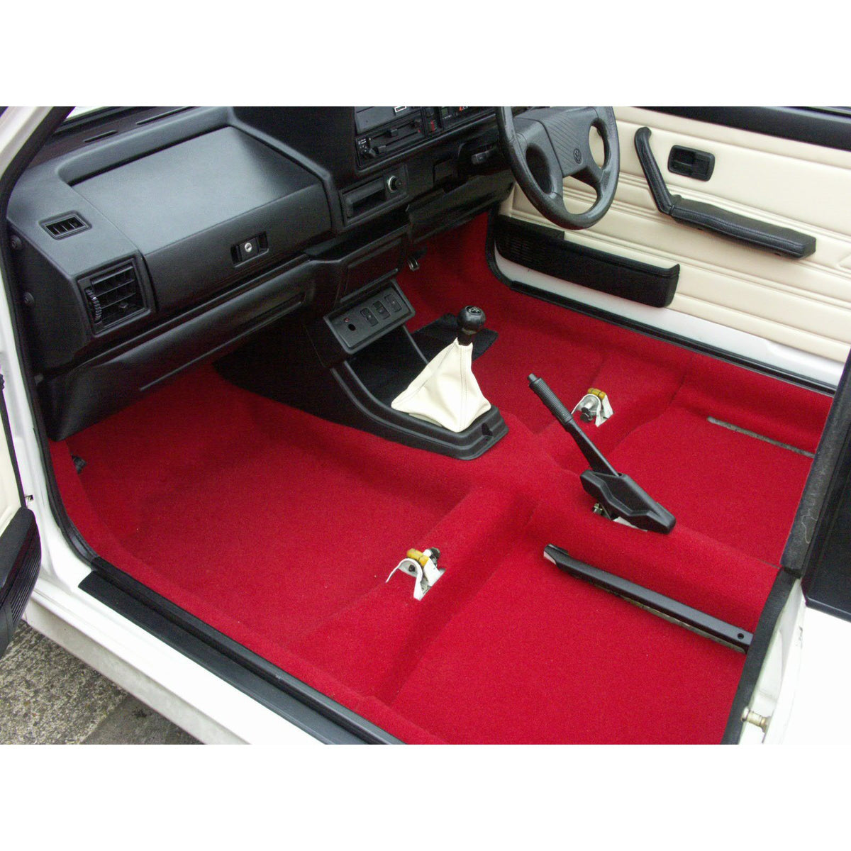 CADDY TWO DOOR SALOON 1974 - PRE 1995 MOULDED CARPET SET-RHD – Newton ...